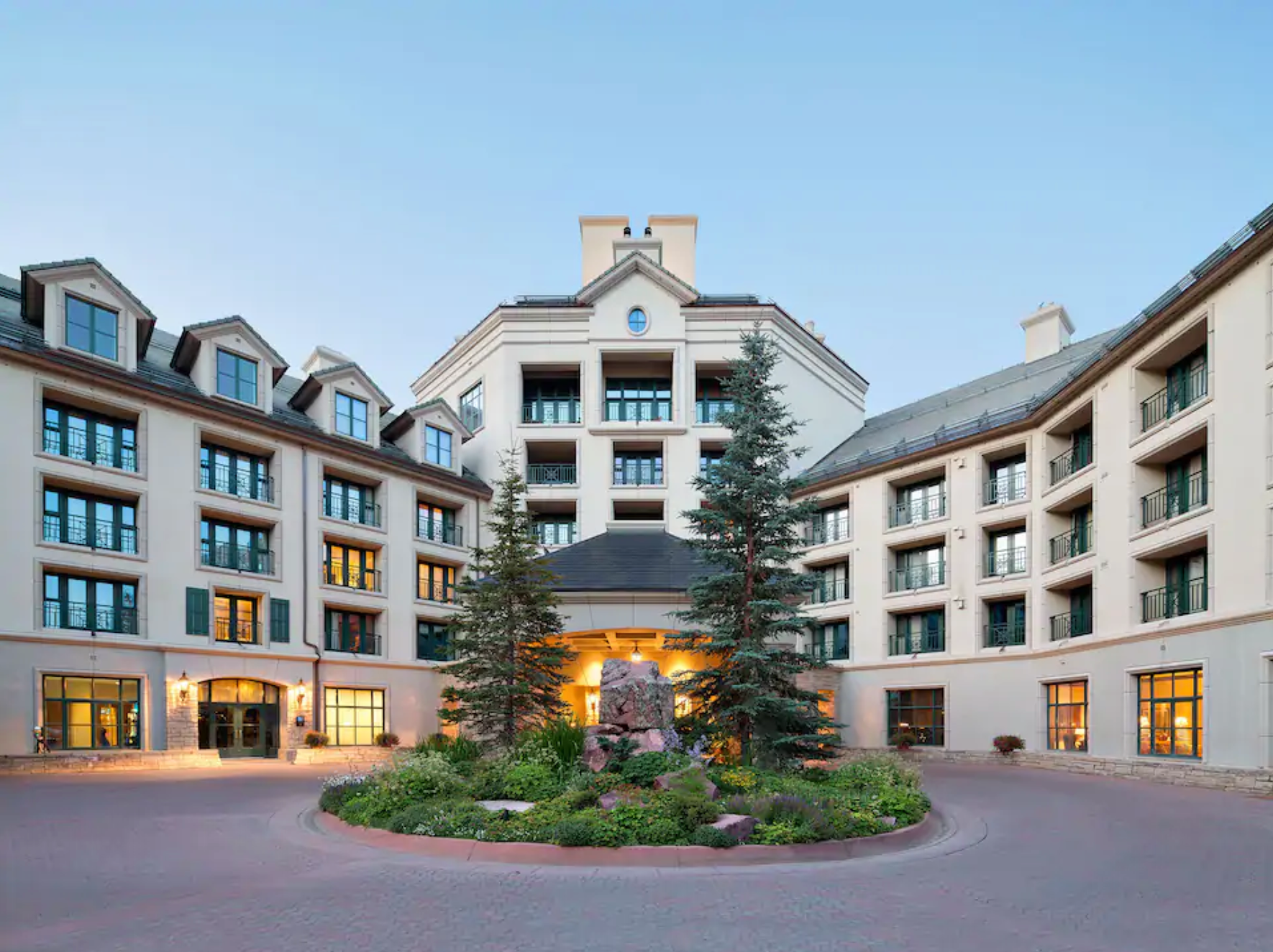 Grand Hyatt Vail, Vail - Compare Deals