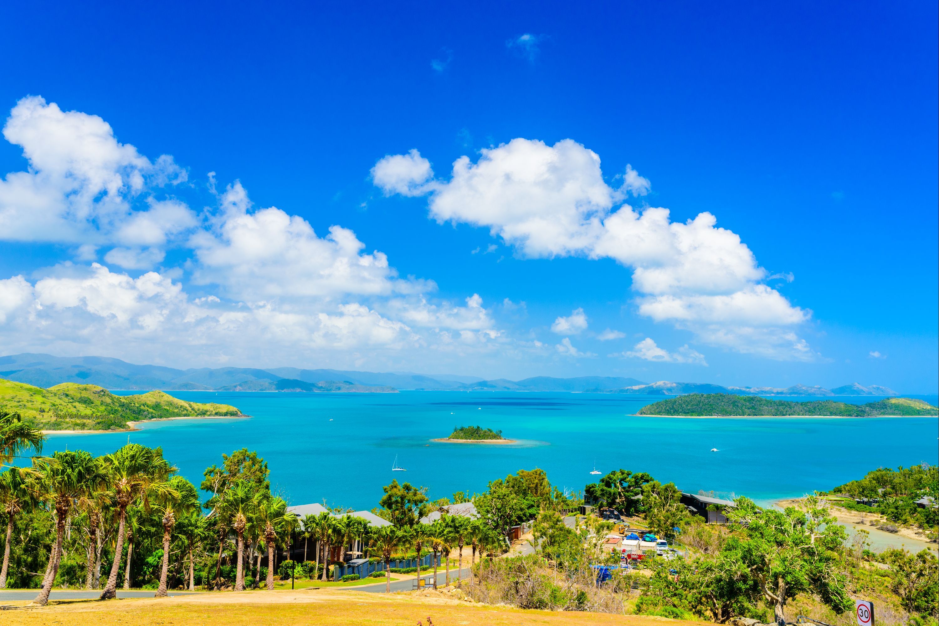 Hamilton Island Hotels: 461 Cheap Hamilton Island Hotel Deals, Australia