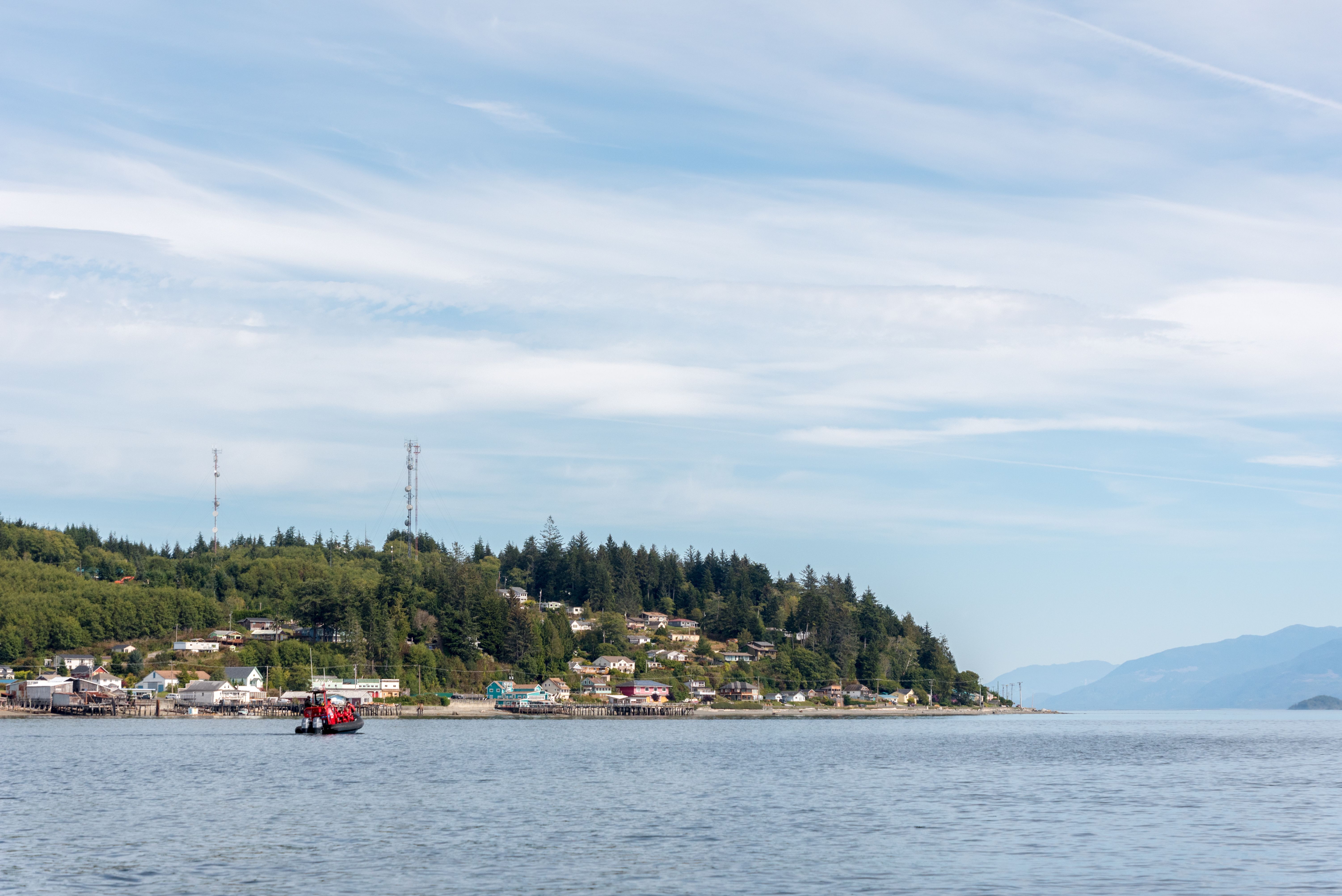 Alert Bay Hotels: 13 Cheap Alert Bay Hotel Deals, Canada