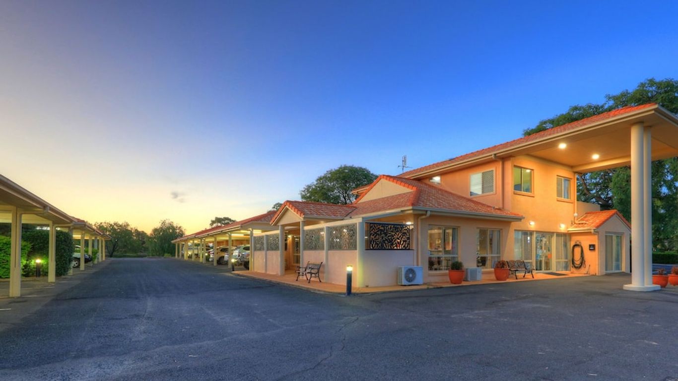 Country Roads Motor Inn Goondiwindi, Goondiwindi | HotelsCombined