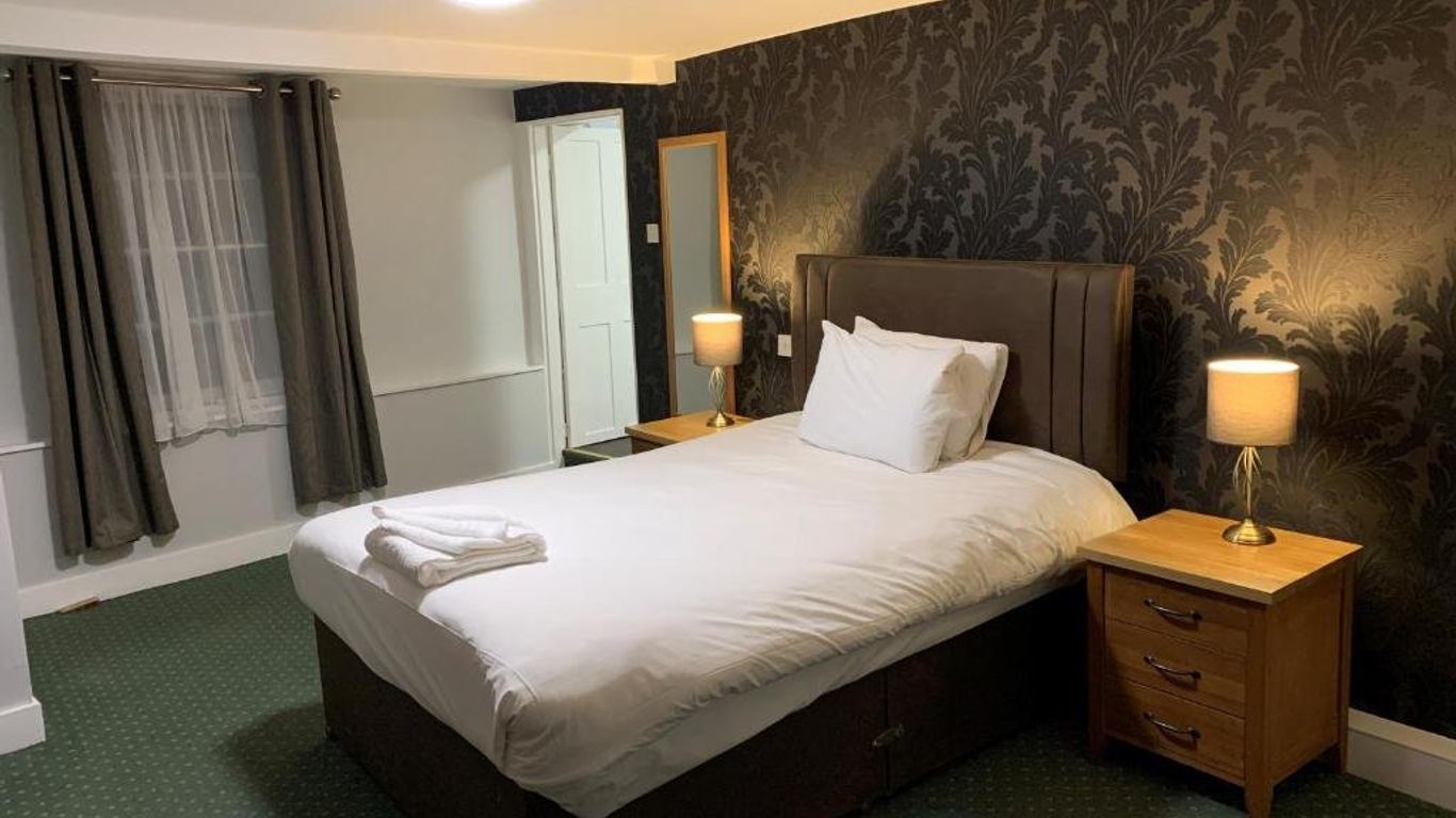 Castle Hotel, Devizes | HotelsCombined