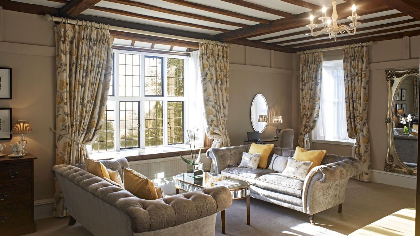 The Manor Elstree, Borehamwood | HotelsCombined